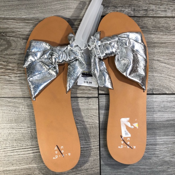 Shoes | Slippers | Poshmark